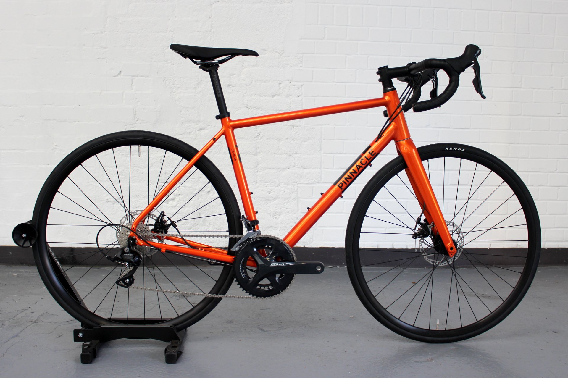 Pinnacle Dolomite road bikes and Arkose 2017 adventu...